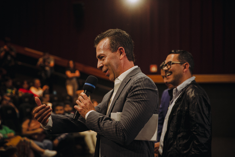 Presentan LOS FABELMAN, la autobiografía de Steven Spielberg sobre el poder de las películas ...